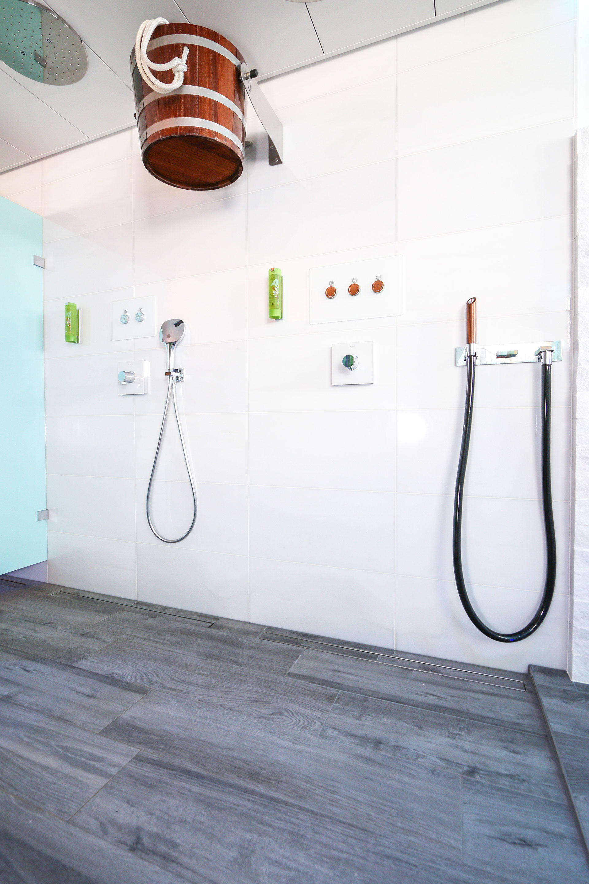 SPA-Bereich mit Kneipp-Becken - SCHEDEL Bad + Design GmbH